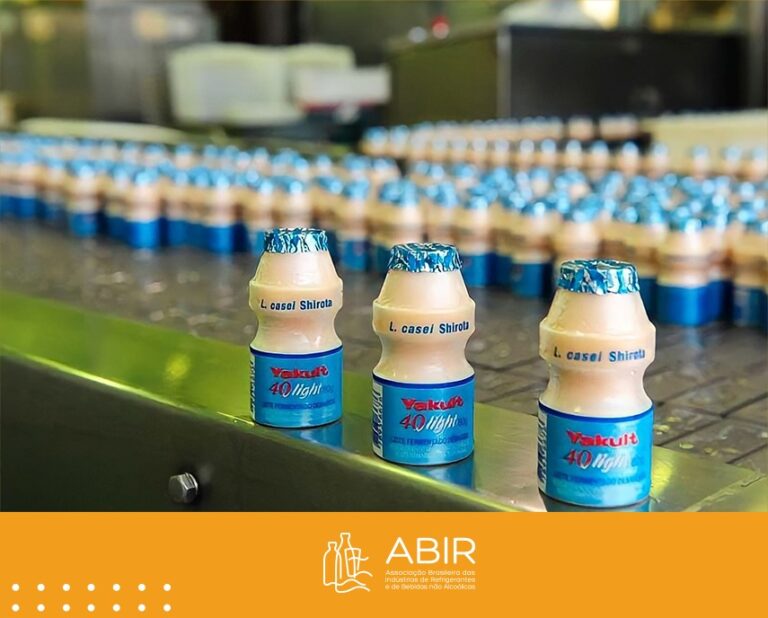 Yakult abre as portas de sua fábrica para visitas virtuais - ABIR